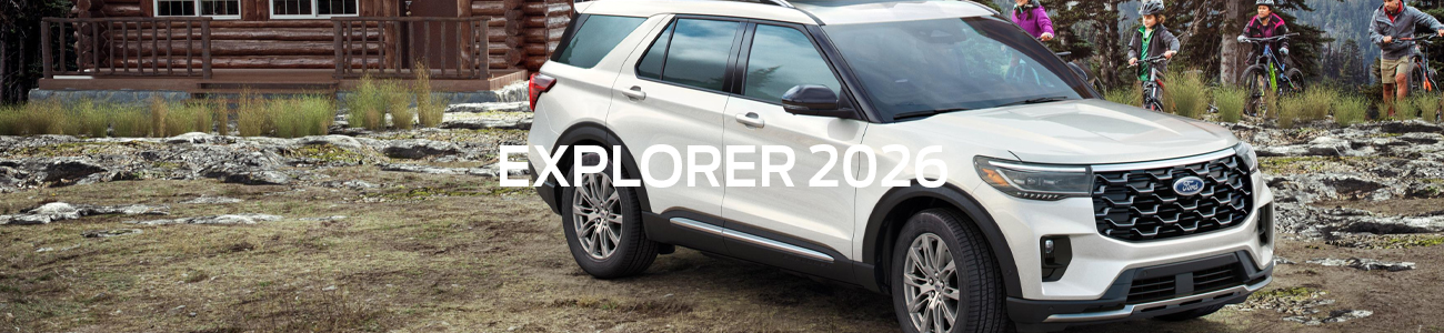 Ford Explorer vs Ford Expedition 2026 | Comparison, towing & dimensions ...